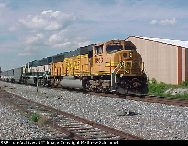 Faded Mac On The Lead